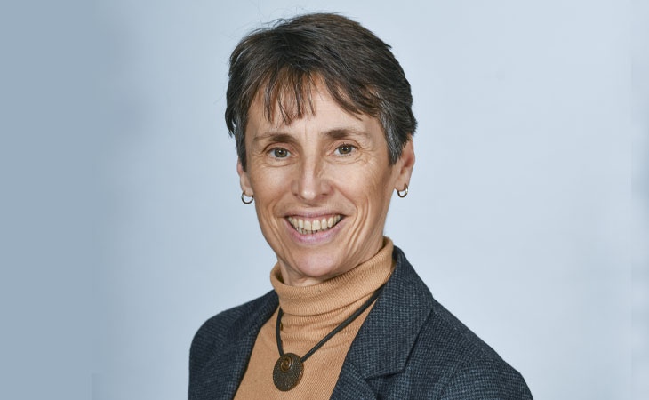 Kate Faulkner honoured with Lifetime Achievement Award